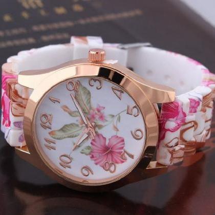 Trendy Flowers Rose Design Rubber Woman Watch on Luulla