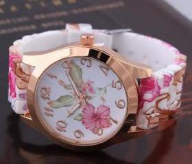 Trendy Flowers Rose Design Rubber Woman Watch on Luulla
